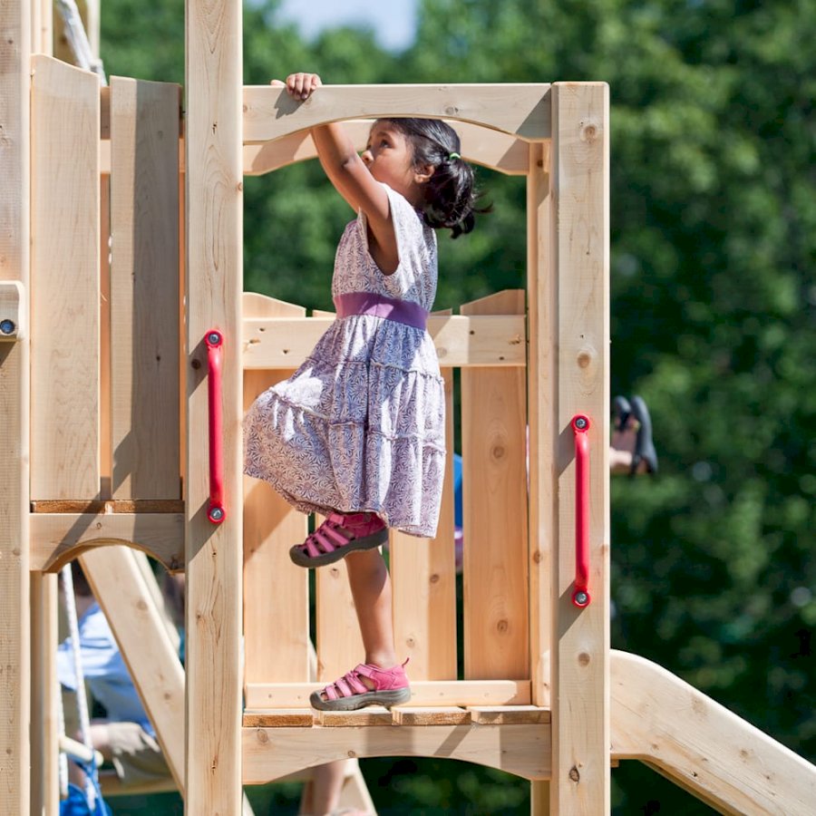 Introduction to Classic Wooden Swing Sets for Outdoor Play | CedarWorks ...