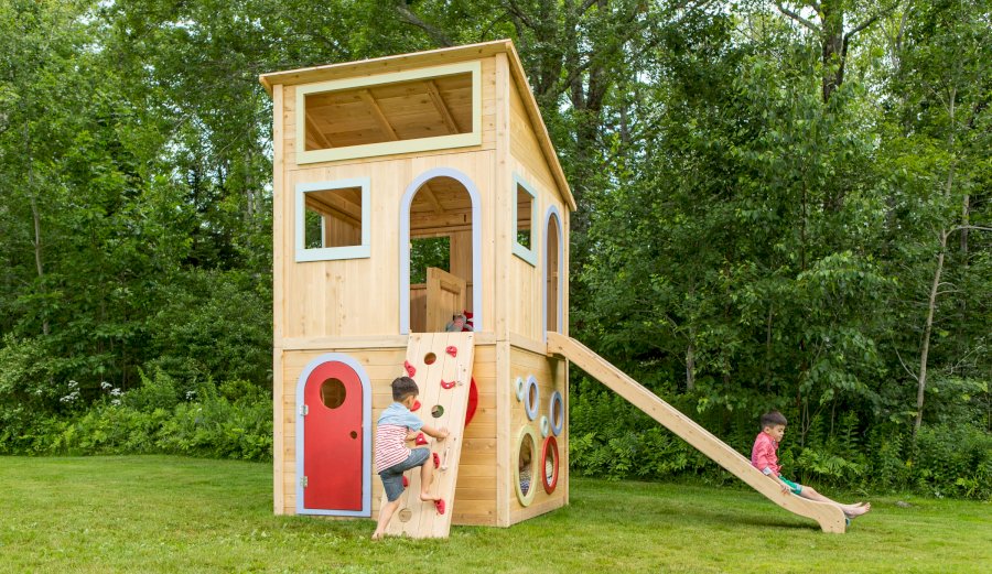 Outdoor Cedar Playhouses | CedarWorks Playsets